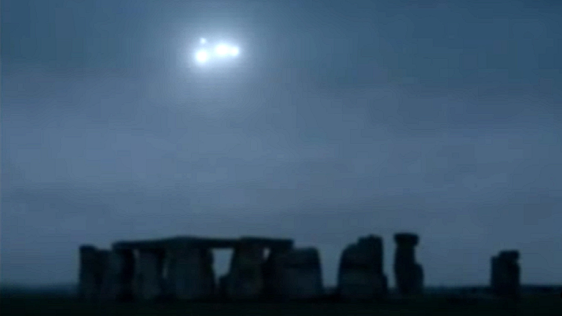 Strange Lights Over Stonehenge